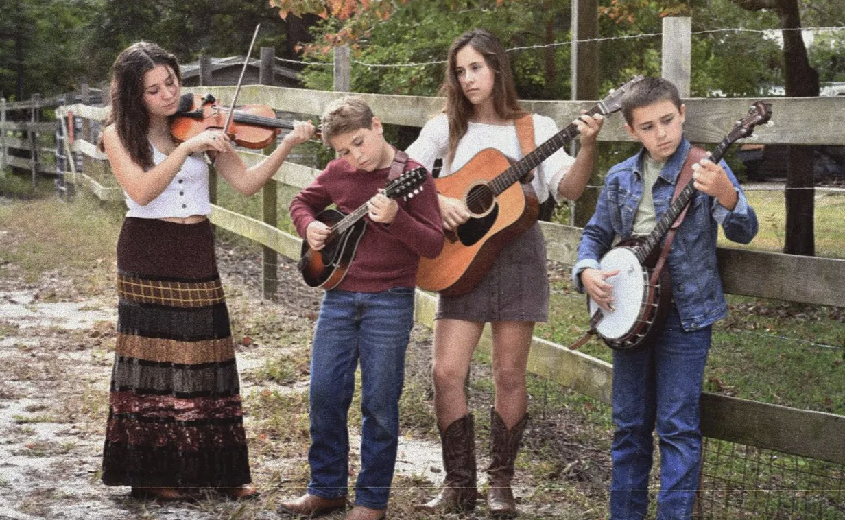 Dear MariBella & the Pigkickers - R.A. Fountain